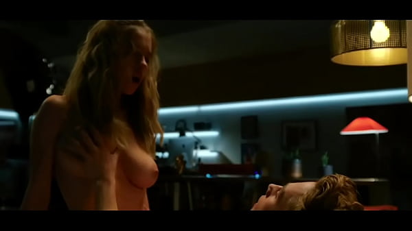 Sydney Sweeney Nude And Sex Scenes From The Voyeurs Xxx Videos Porno
